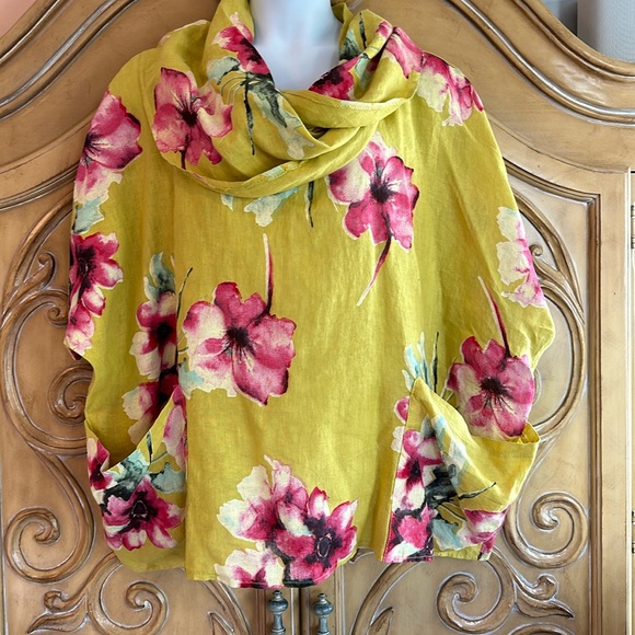 M Made In Italy | Tops | Nwt Italian Linen Floral Poncho Blouse | Poshmark
